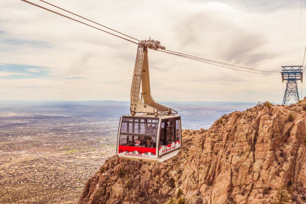 Sandia Peak Tramway - Leones Properties